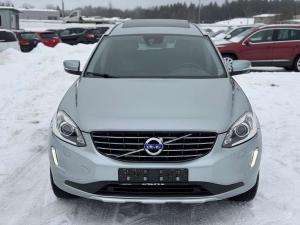 Grey Volvo XC60 2014 in Utena, with an engine capacity of 2.40 L and mileage of 236 thousand km for 13950 €, photo 4 on AUTOMOTO.COM.LV