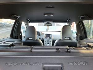Pelēks Volvo XC60 2014 Tallina, ar dzinēja tilpumu 2.40 L un nobraukumu 215 tūkst. km par 13500 €, foto 13 vietnē AUTOMOTO.COM.LV
