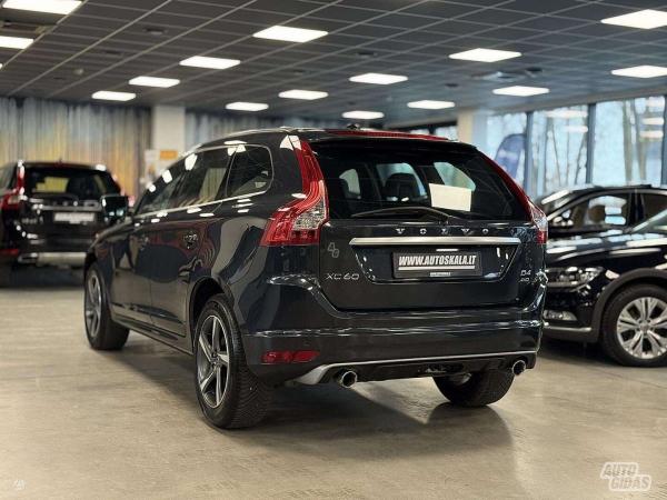 Grey Volvo XC60 2014 in Klaipeda, with an engine capacity of 2.40 L and mileage of 294 thousand km for 14450 €, photo 9 on AUTOMOTO.COM.LV