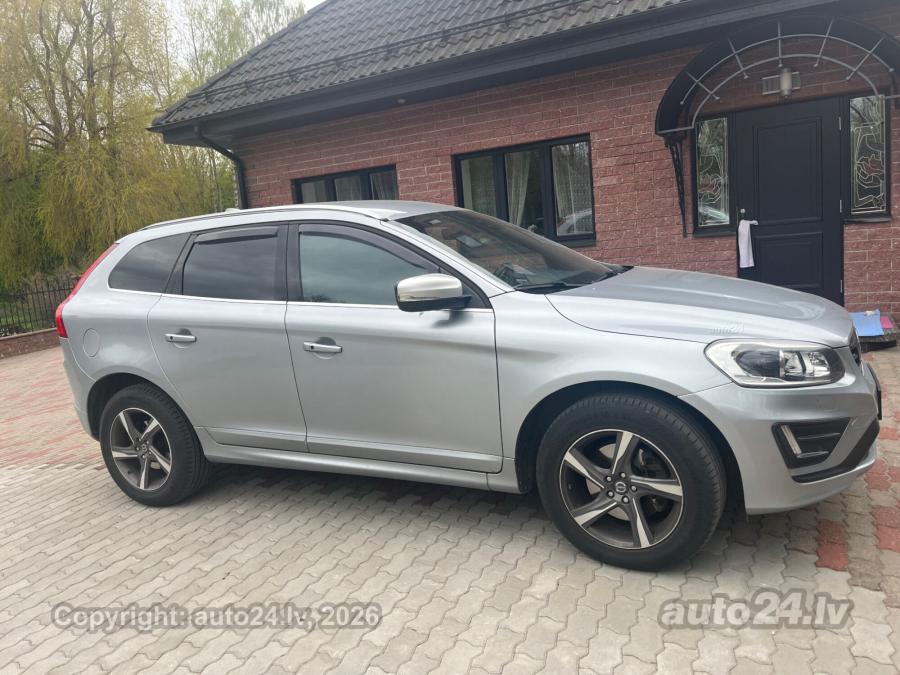 Pelēks Volvo XC60 2014 Tallina, ar dzinēja tilpumu 3.00 L un nobraukumu 96 tūkst. km par 17000 €, foto 3 vietnē AUTOMOTO.COM.LV