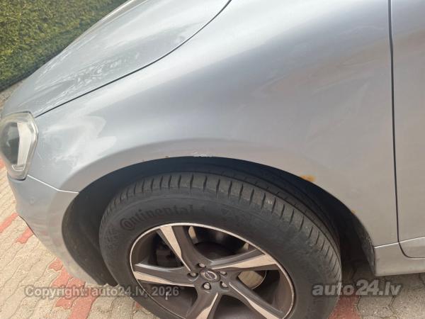 Pelēks Volvo XC60 2014 Tallina, ar dzinēja tilpumu 3.00 L un nobraukumu 96 tūkst. km par 17000 €, foto 5 vietnē AUTOMOTO.COM.LV