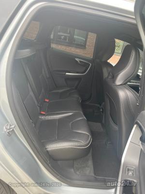 Pelēks Volvo XC60 2014 Tallina, ar dzinēja tilpumu 3.00 L un nobraukumu 96 tūkst. km par 17000 €, foto 10 vietnē AUTOMOTO.COM.LV