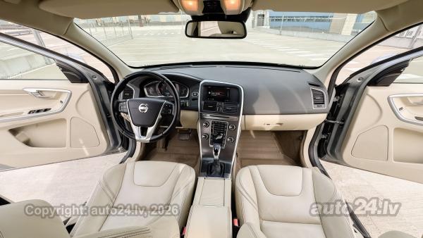 Grey Volvo XC60 2014 in Tallinn, with an engine capacity of 2.40 L and mileage of 325 thousand km for 10999 €, photo 7 on AUTOMOTO.COM.LV