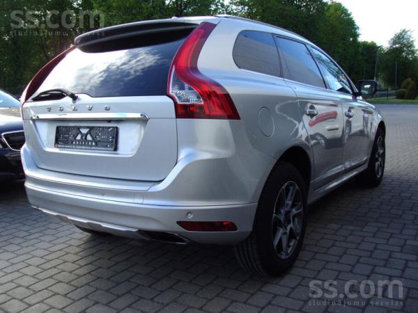 Grey Volvo XC60 2014 in Riga, with an engine capacity of 2.40 L and mileage of 184 thousand km for 14800 €, photo 3 on AUTOMOTO.COM.LV
