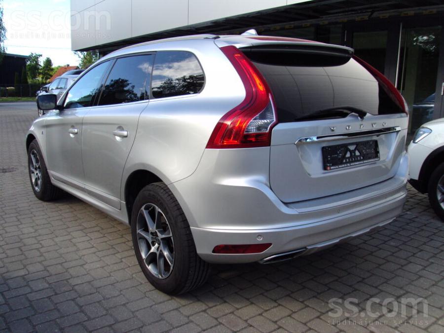 Pelēks Volvo XC60 2014 Rīga, ar dzinēja tilpumu 2.40 L un nobraukumu 184 tūkst. km par 14800 €, foto 5 vietnē AUTOMOTO.COM.LV