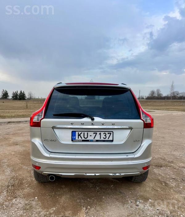 Pelēks Volvo XC60 2014 Tukums, ar dzinēja tilpumu 2.00 L un nobraukumu 318 tūkst. km par 7400 €, foto 5 vietnē AUTOMOTO.COM.LV