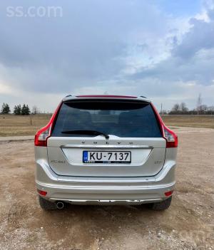 Grey Volvo XC60 2014 in Tukums, with an engine capacity of 2.00 L and mileage of 318 thousand km for 7400 €, photo 6 on AUTOMOTO.COM.LV