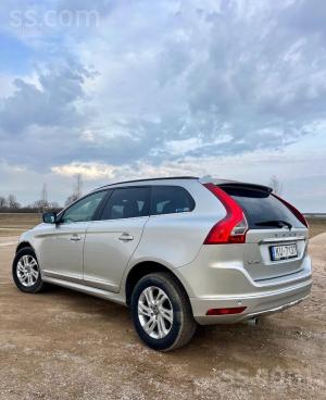 Grey Volvo XC60 2014 in Tukums, with an engine capacity of 2.00 L and mileage of 318 thousand km for 7400 €, photo 7 on AUTOMOTO.COM.LV