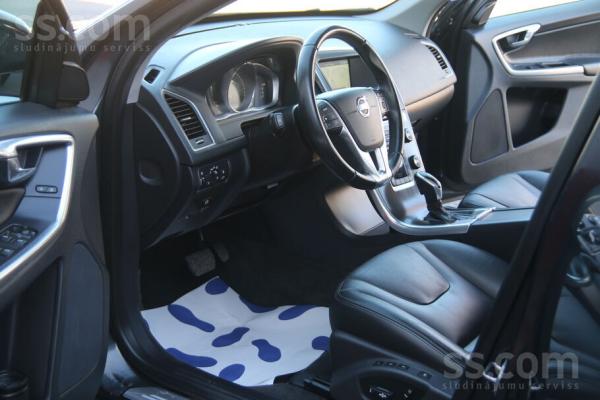 Pelēks Volvo XC60 2014 Rīga, ar dzinēja tilpumu 2.00 L un nobraukumu 0 tūkst. km par 11390 €, foto 7 vietnē AUTOMOTO.COM.LV
