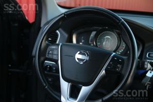 Pelēks Volvo XC60 2014 Rīga, ar dzinēja tilpumu 2.00 L un nobraukumu 0 tūkst. km par 11390 €, foto 13 vietnē AUTOMOTO.COM.LV