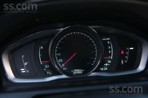 Pelēks Volvo XC60 2014 Rīga, ar dzinēja tilpumu 2.00 L un nobraukumu 0 tūkst. km par 11390 €, foto 24 vietnē AUTOMOTO.COM.LV