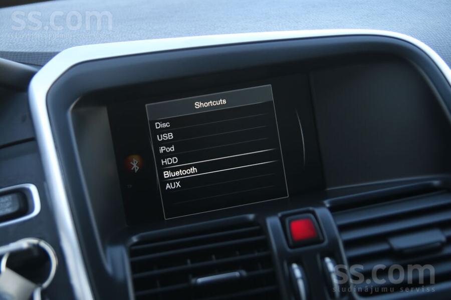 Pelēks Volvo XC60 2014 Rīga, ar dzinēja tilpumu 2.00 L un nobraukumu 0 tūkst. km par 11390 €, foto 25 vietnē AUTOMOTO.COM.LV