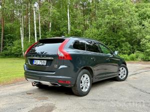 Pelēks Volvo XC60 2014 Rīga, ar dzinēja tilpumu 2.40 L un nobraukumu 373 tūkst. km par 10490 €, foto 4 vietnē AUTOMOTO.COM.LV
