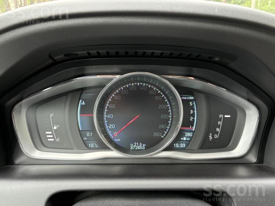 Pelēks Volvo XC60 2014 Rīga, ar dzinēja tilpumu 2.40 L un nobraukumu 373 tūkst. km par 10490 €, foto 14 vietnē AUTOMOTO.COM.LV