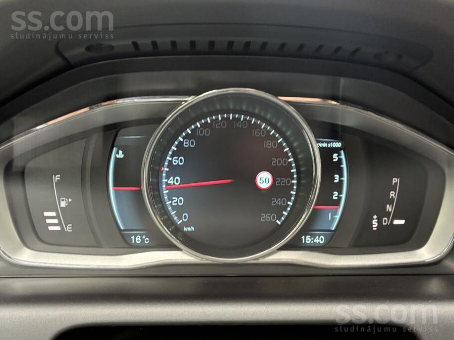 Pelēks Volvo XC60 2014 Rīga, ar dzinēja tilpumu 2.40 L un nobraukumu 373 tūkst. km par 10490 €, foto 15 vietnē AUTOMOTO.COM.LV