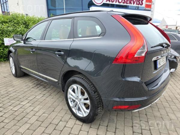 Grey Volvo XC60 2014 in Riga, with an engine capacity of 2.40 L and mileage of 263 thousand km for 12000 €, photo 2 on AUTOMOTO.COM.LV