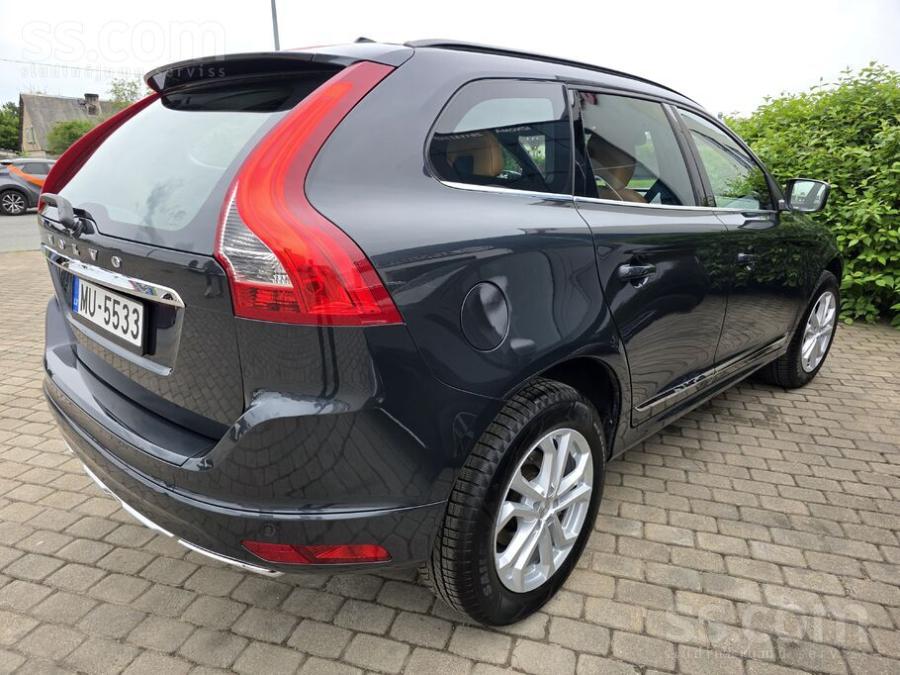 Pelēks Volvo XC60 2014 Rīga, ar dzinēja tilpumu 2.40 L un nobraukumu 263 tūkst. km par 12000 €, foto 4 vietnē AUTOMOTO.COM.LV