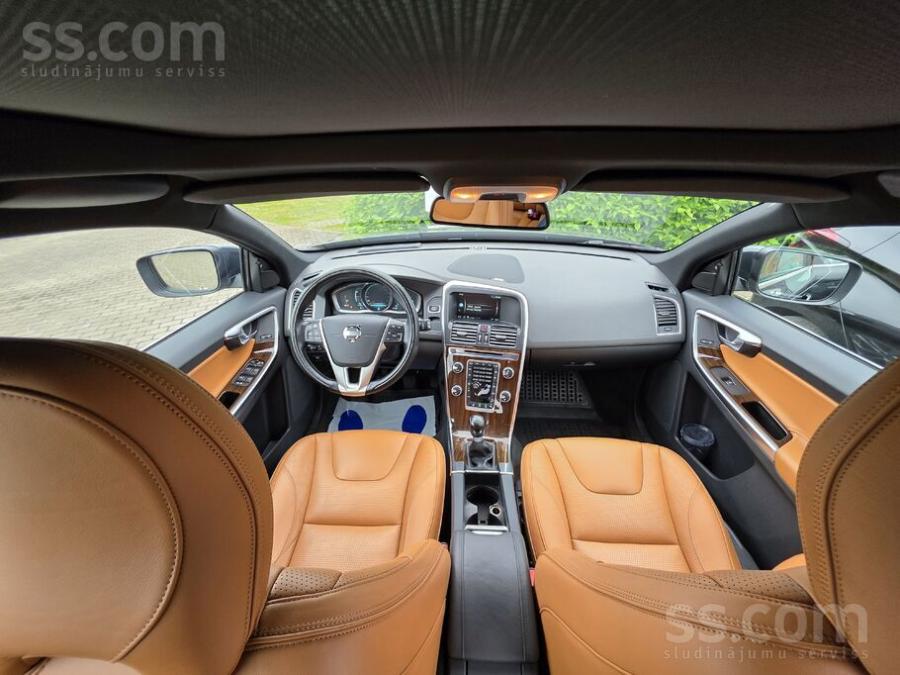 Pelēks Volvo XC60 2014 Rīga, ar dzinēja tilpumu 2.40 L un nobraukumu 263 tūkst. km par 12000 €, foto 13 vietnē AUTOMOTO.COM.LV
