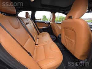 Pelēks Volvo XC60 2014 Rīga, ar dzinēja tilpumu 2.40 L un nobraukumu 263 tūkst. km par 12000 €, foto 15 vietnē AUTOMOTO.COM.LV