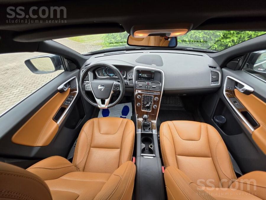 Pelēks Volvo XC60 2014 Rīga, ar dzinēja tilpumu 2.40 L un nobraukumu 263 tūkst. km par 12000 €, foto 16 vietnē AUTOMOTO.COM.LV