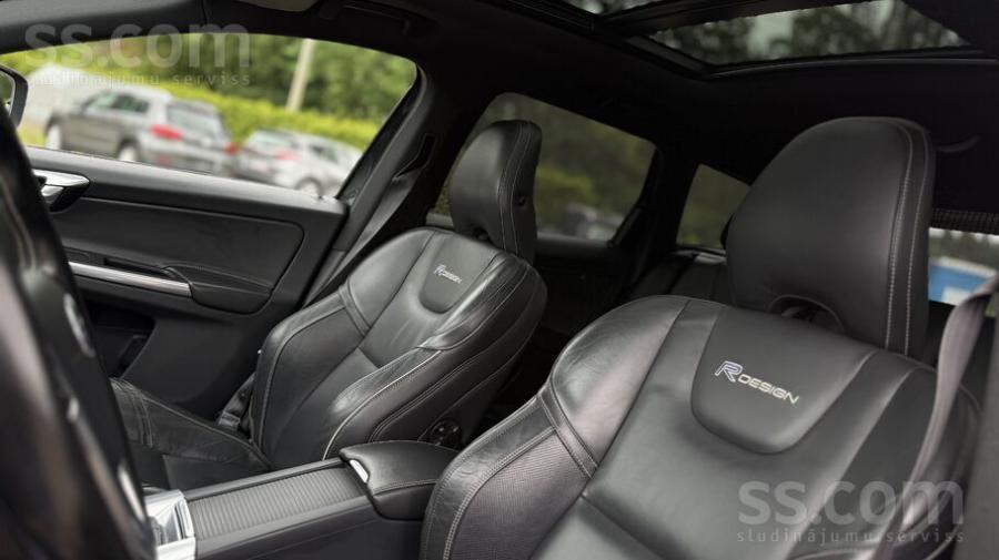 Pelēks Volvo XC60 2014 Rīga, ar dzinēja tilpumu 2.40 L un nobraukumu 248 tūkst. km par 14990 €, foto 13 vietnē AUTOMOTO.COM.LV