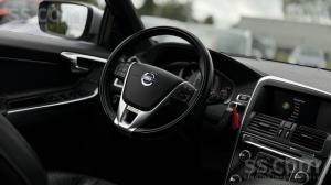 Pelēks Volvo XC60 2014 Rīga, ar dzinēja tilpumu 2.40 L un nobraukumu 248 tūkst. km par 14990 €, foto 14 vietnē AUTOMOTO.COM.LV