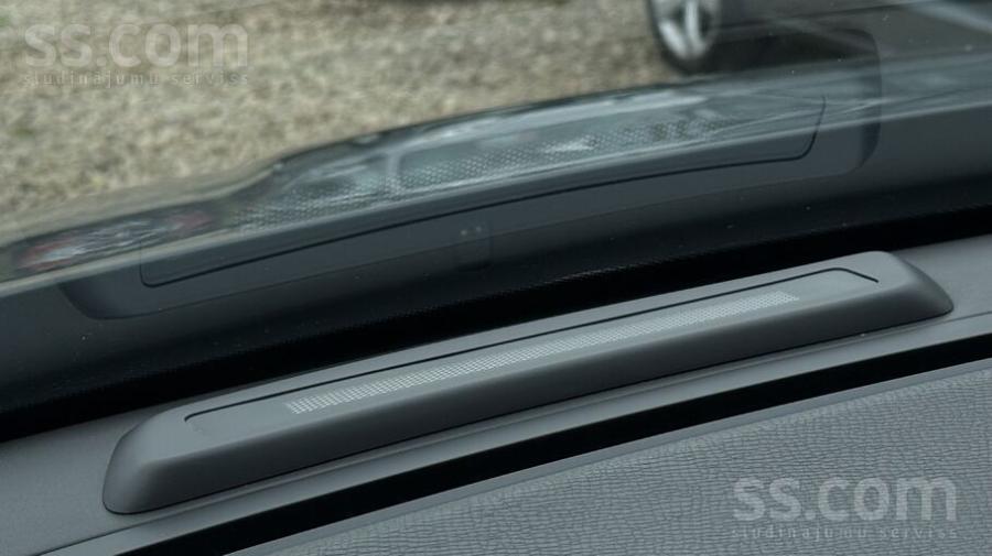 Pelēks Volvo XC60 2014 Rīga, ar dzinēja tilpumu 2.40 L un nobraukumu 248 tūkst. km par 14990 €, foto 29 vietnē AUTOMOTO.COM.LV