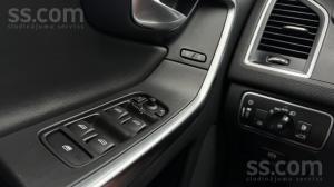 Pelēks Volvo XC60 2014 Rīga, ar dzinēja tilpumu 2.40 L un nobraukumu 248 tūkst. km par 14990 €, foto 31 vietnē AUTOMOTO.COM.LV