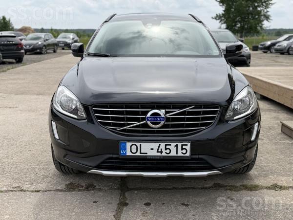 Серый Вольво ХС60 2014 в Рига, объемом двигателя 2.00 л и пробегом 268 тыс. км за 12350 €, фото 2 на AUTOMOTO.COM.LV