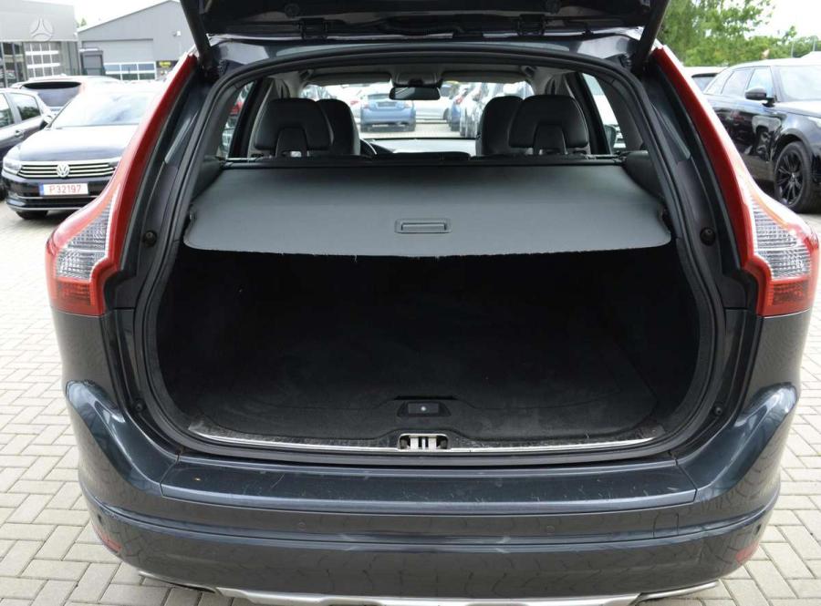 Grey Volvo XC60 2014 in Vilnius, with an engine capacity of 2.40 L and mileage of 144 thousand km for 13000 €, photo 10 on AUTOMOTO.COM.LV
