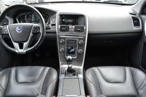 Grey Volvo XC60 2014 in Vilnius, with an engine capacity of 2.40 L and mileage of 144 thousand km for 13000 €, photo 14 on AUTOMOTO.COM.LV