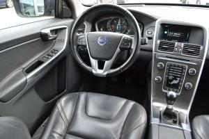 Grey Volvo XC60 2014 in Vilnius, with an engine capacity of 2.40 L and mileage of 144 thousand km for 13000 €, photo 15 on AUTOMOTO.COM.LV