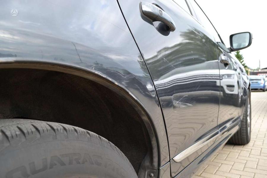 Grey Volvo XC60 2014 in Vilnius, with an engine capacity of 2.40 L and mileage of 144 thousand km for 13000 €, photo 32 on AUTOMOTO.COM.LV