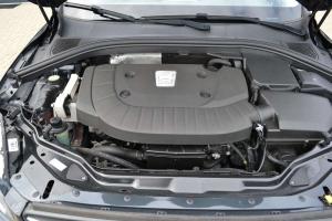 Grey Volvo XC60 2014 in Vilnius, with an engine capacity of 2.40 L and mileage of 144 thousand km for 13000 €, photo 34 on AUTOMOTO.COM.LV