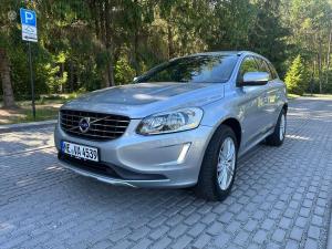 Grey Volvo XC60 2014 in Vilnius, with an engine capacity of 1.98 L and mileage of 247 thousand km for 12500 €, photo 4 on AUTOMOTO.COM.LV