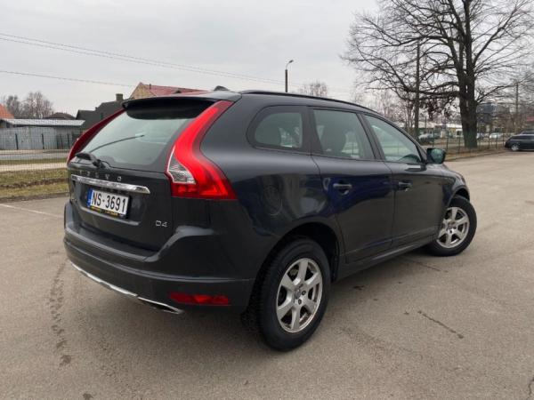 Grey Volvo XC60 2014 in Riga, with an engine capacity of 2.00 L and mileage of 252 thousand km for 13750 €, photo 2 on AUTOMOTO.COM.LV