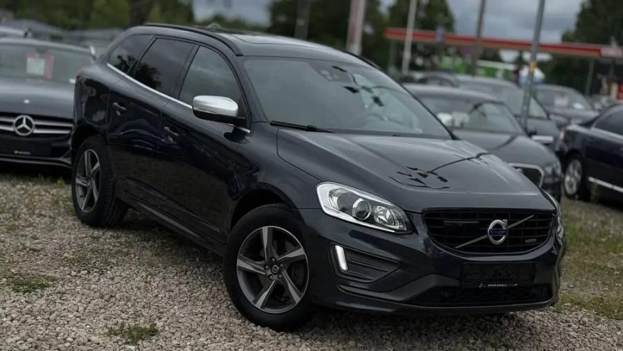 Pelēks Volvo XC60 2014 Jelgava, ar dzinēja tilpumu 2.40 L un nobraukumu 248 tūkst. km par 14990 €, foto 1 vietnē AUTOMOTO.COM.LV