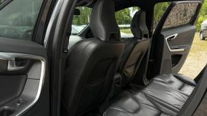 Pelēks Volvo XC60 2014 Jelgava, ar dzinēja tilpumu 2.40 L un nobraukumu 248 tūkst. km par 14990 €, foto 11 vietnē AUTOMOTO.COM.LV
