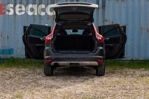 Grey Volvo XC60 2014 in Riga, with an engine capacity of 2.00 L and mileage of 0 thousand km for 10995 €, photo 6 on AUTOMOTO.COM.LV