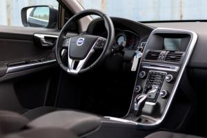 Grey Volvo XC60 2014 in Riga, with an engine capacity of 2.00 L and mileage of 0 thousand km for 10995 €, photo 24 on AUTOMOTO.COM.LV