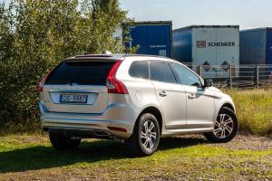 Pelēks Volvo XC60 2014 Rīga, ar dzinēja tilpumu 2.00 L un nobraukumu 230 tūkst. km par 10995 €, foto 5 vietnē AUTOMOTO.COM.LV