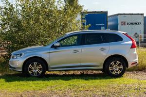 Pelēks Volvo XC60 2014 Rīga, ar dzinēja tilpumu 2.00 L un nobraukumu 230 tūkst. km par 10995 €, foto 9 vietnē AUTOMOTO.COM.LV