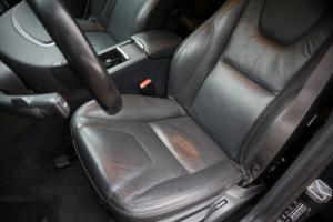 Pelēks Volvo XC60 2014 Rīga, ar dzinēja tilpumu 2.40 L un nobraukumu 247 tūkst. km par 12790 €, foto 14 vietnē AUTOMOTO.COM.LV