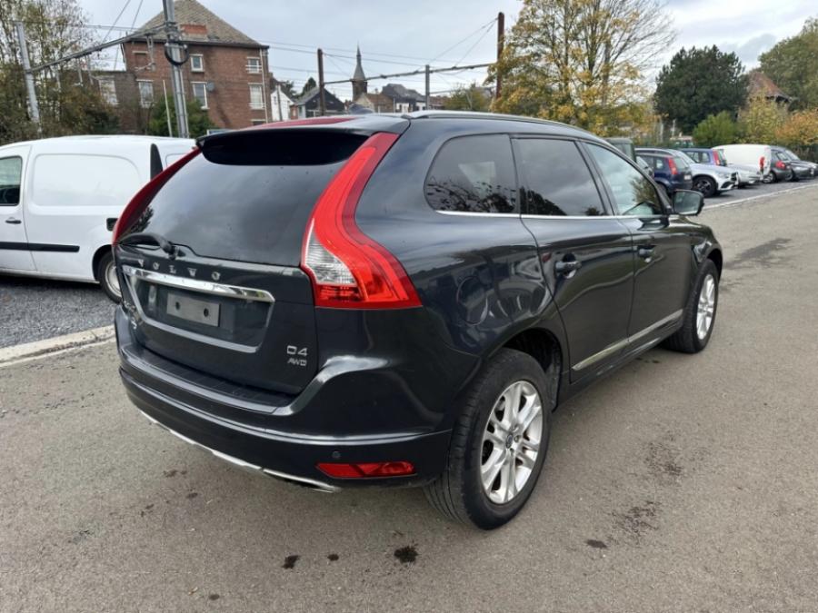Pelēks Volvo XC60 2014 Rīga, ar dzinēja tilpumu 2.40 L un nobraukumu 203 tūkst. km par 14995 €, foto 6 vietnē AUTOMOTO.COM.LV