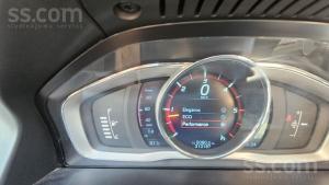 Pelēks Volvo XC60 2014 Jelgava, ar dzinēja tilpumu 2.40 L un nobraukumu 313 tūkst. km par 11500 €, foto 14 vietnē AUTOMOTO.COM.LV
