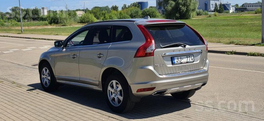 Pelēks Volvo XC60 2014 Rīga, ar dzinēja tilpumu 2.00 L un nobraukumu 147 tūkst. km par 12900 €, foto 5 vietnē AUTOMOTO.COM.LV