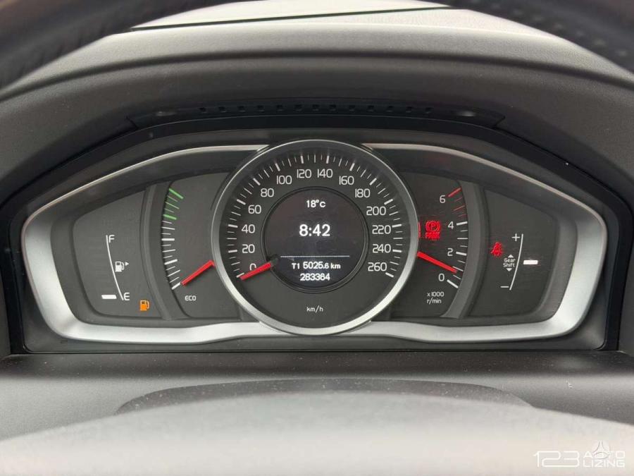 Серый Вольво ХС60 2014 в Таураге, объемом двигателя 2.00 л и пробегом 283 тыс. км за 8900 €, фото 21 на AUTOMOTO.COM.LV
