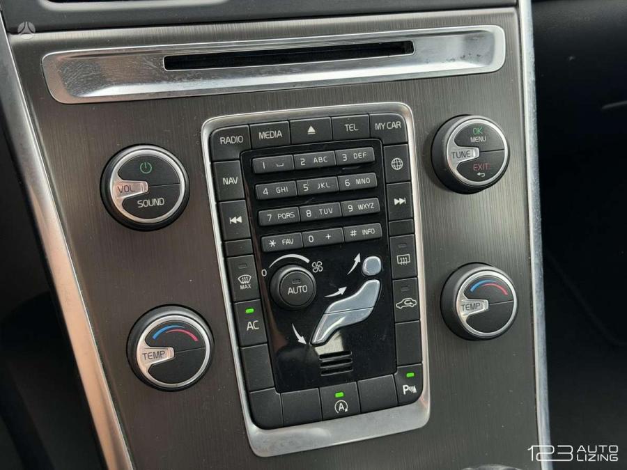 Серый Вольво ХС60 2014 в Таураге, объемом двигателя 2.00 л и пробегом 283 тыс. км за 8900 €, фото 24 на AUTOMOTO.COM.LV