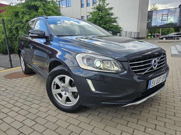 Grey Volvo XC60 2014 in Kaunas, with an engine capacity of 2.40 L and mileage of 260 thousand km for 11700 €, photo 7 on AUTOMOTO.COM.LV