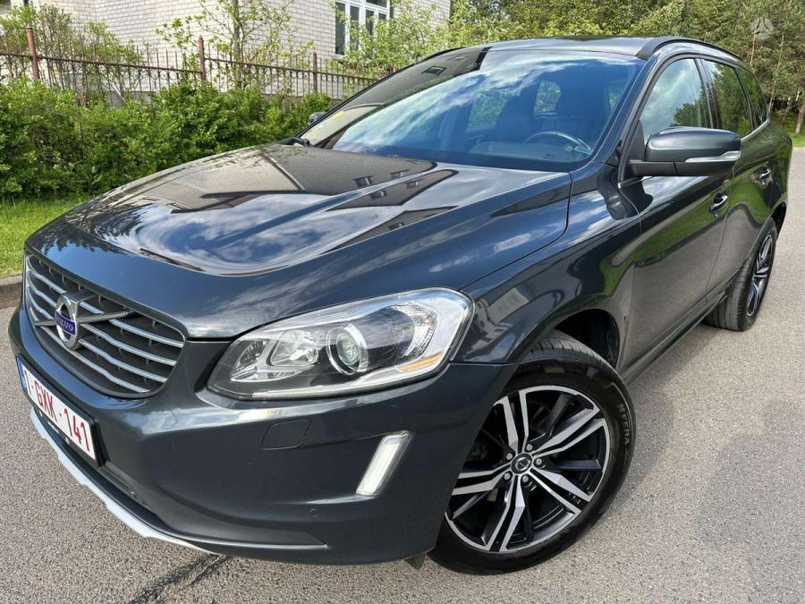 Grey Volvo XC60 2014 in Vilnius, with an engine capacity of 1.98 L and mileage of 271 thousand km for 11150 €, photo 3 on AUTOMOTO.COM.LV
